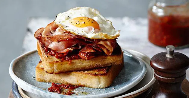 how to cook bacon and egg sandwich