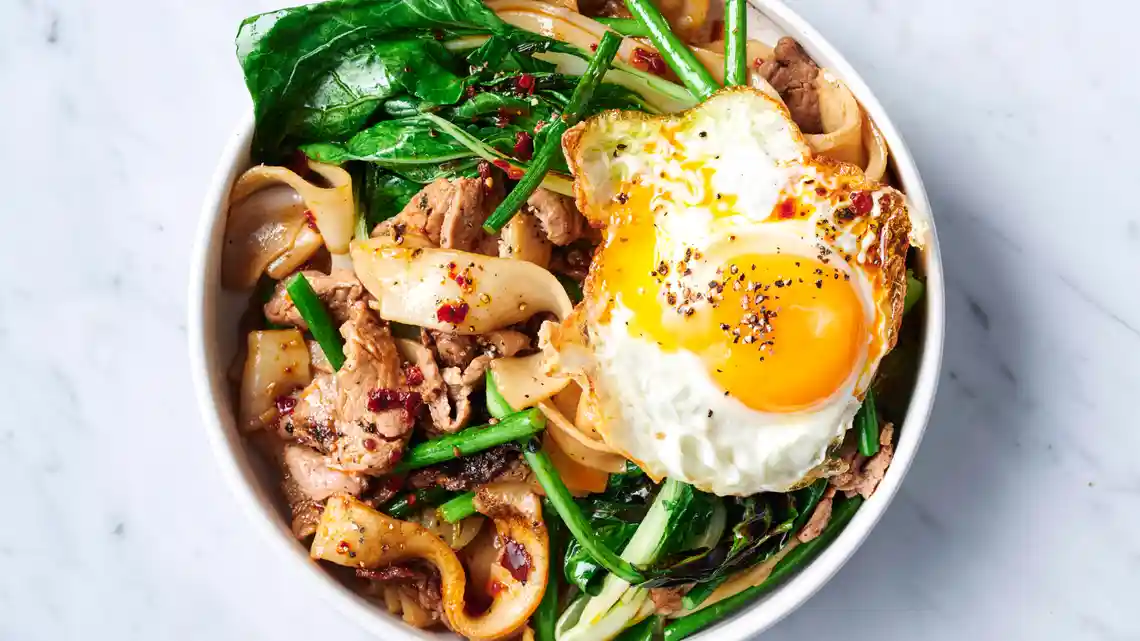 Yi-fu noodles recipe (also known as e-fu noodles) | Gourmet Traveller