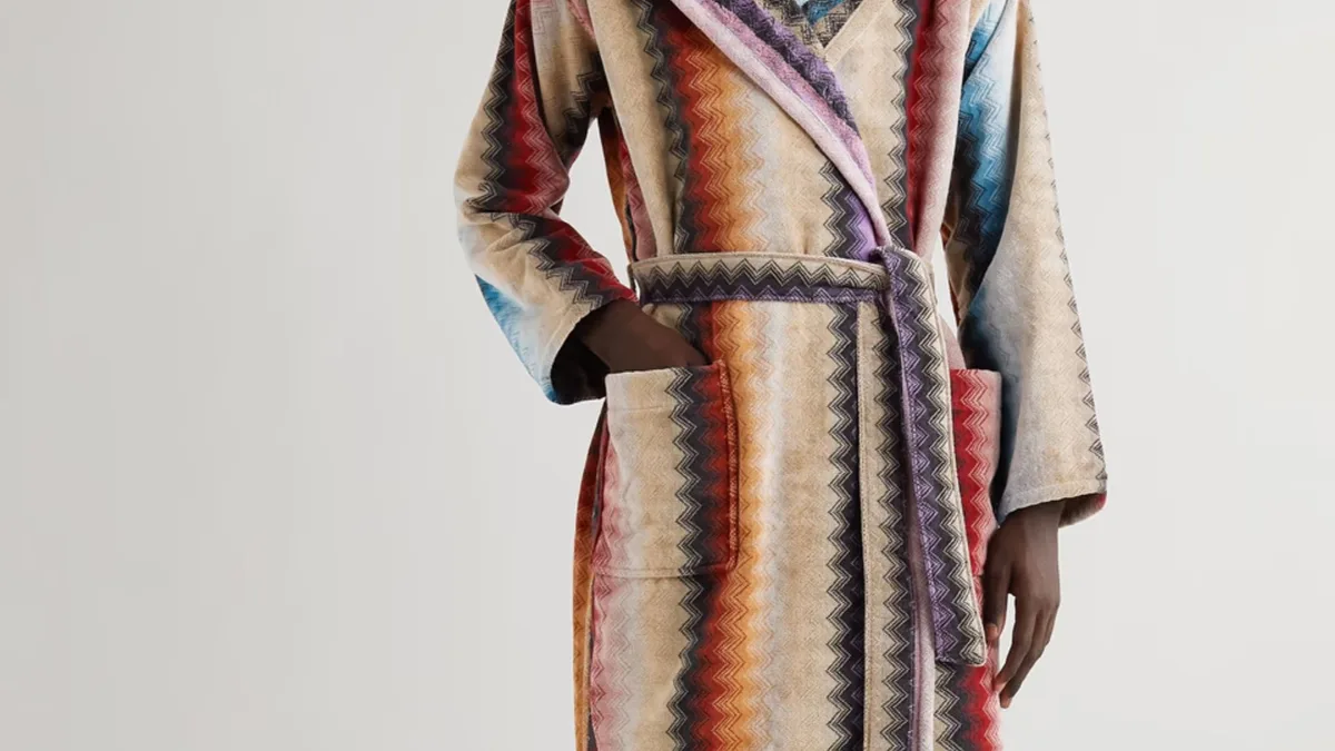 6 Luxury Robes for the Discerning Homebody To Shop In 2024 | Gourmet ...