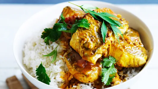 What is curry? A quick history and popular types of curry to know ...