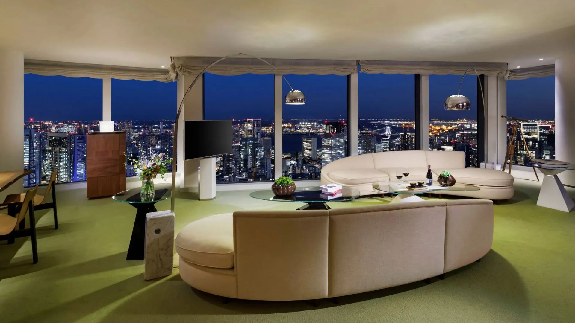 11 Best Hotels In Tokyo For A Luxury Stay In 2026