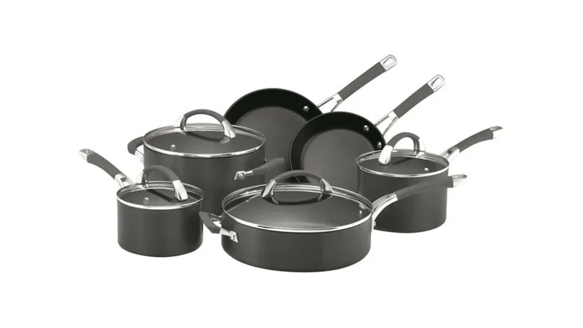 Best cookware sets for home chefs in Australia 2025 - Gourmet Traveller