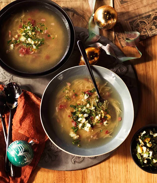 Jamón and pasta soup with mint (Sopa de picadillo) recipe | Gourmet ...