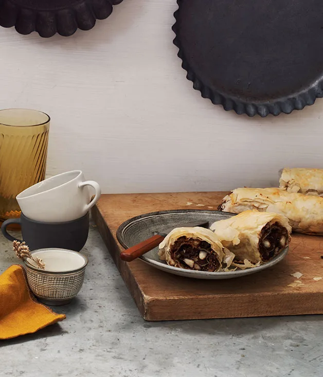 Fig, honey, almond and chocolate strudel recipe | Baking recipe ...