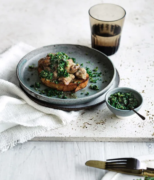Sweetbreads in brown butter with ravigote sauce recipe | Gourmet Traveller