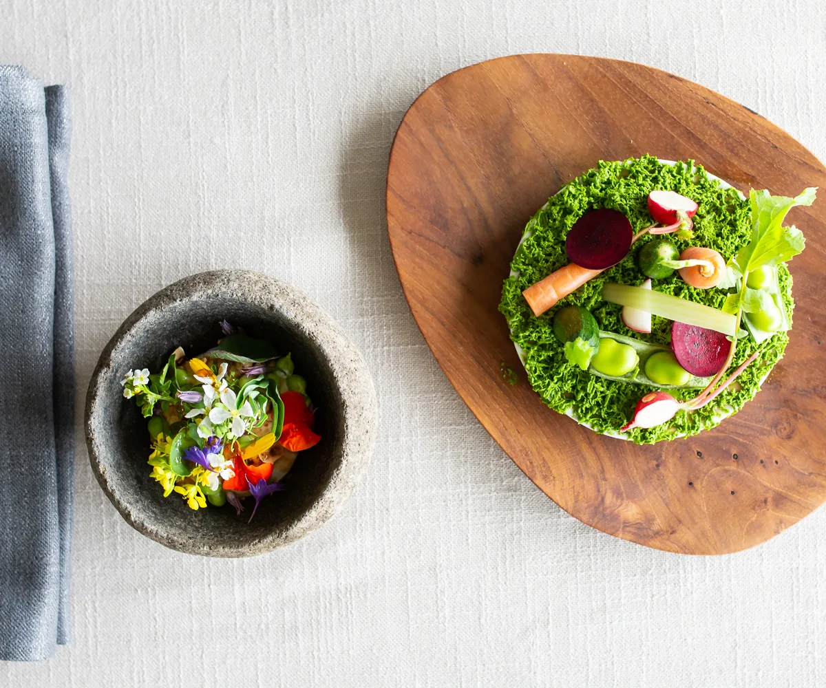 Ten Minutes by Tractor: Restaurant Review