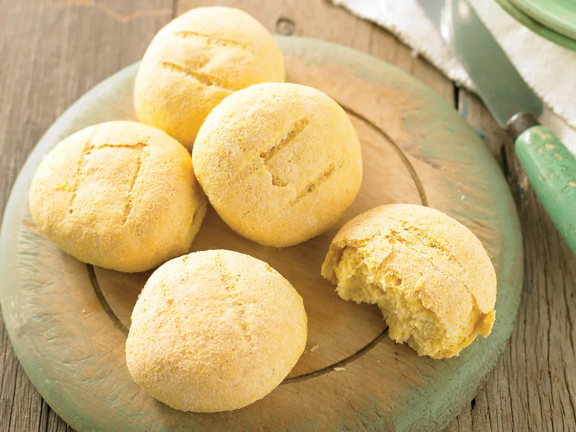 Crunchy polenta rolls