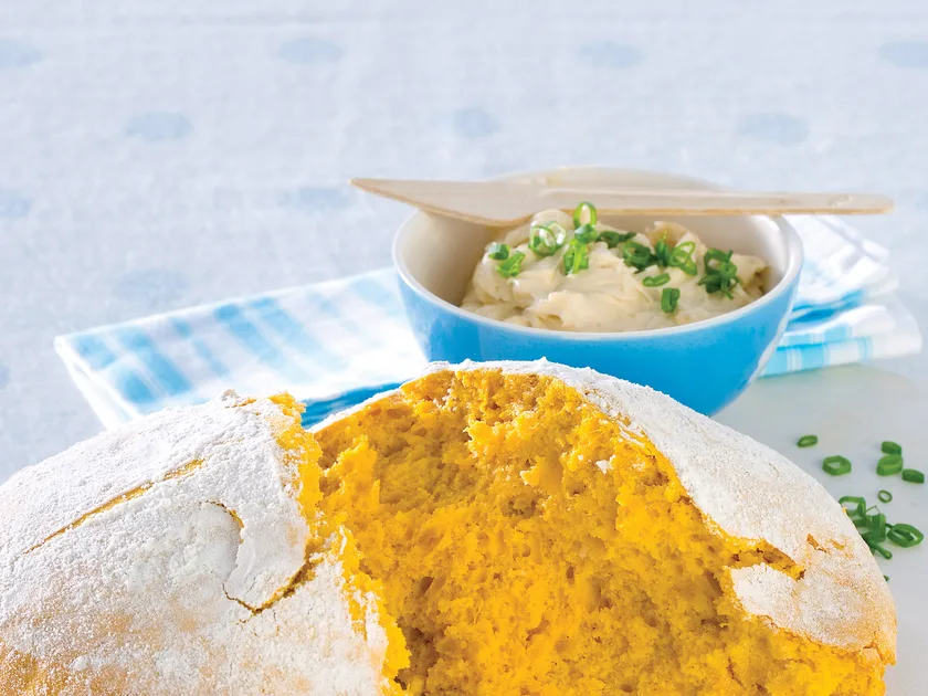 Pumpkin damper with French onion dip