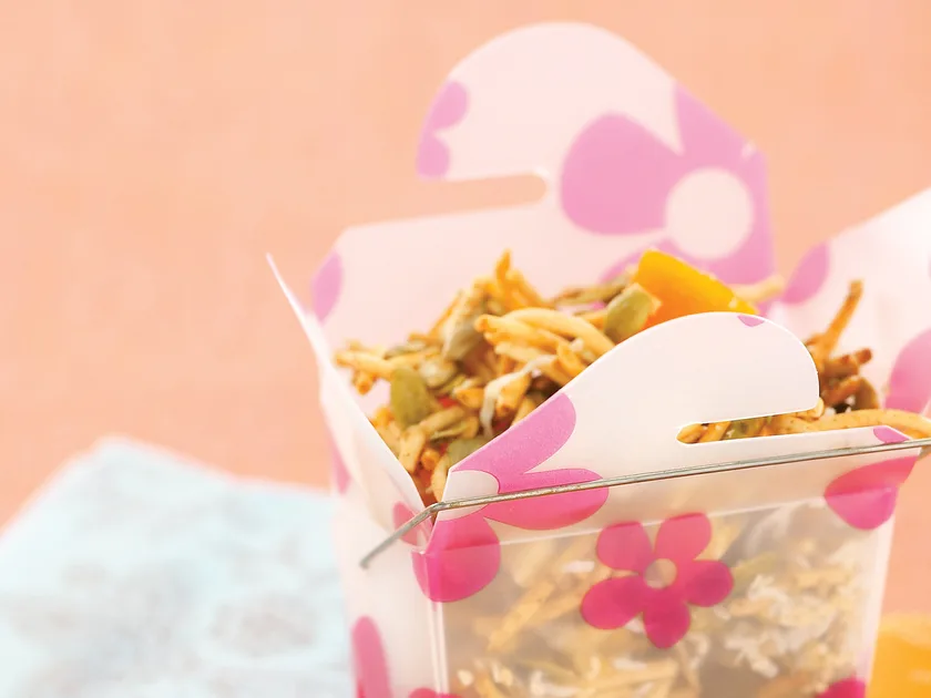 Noodle crunch