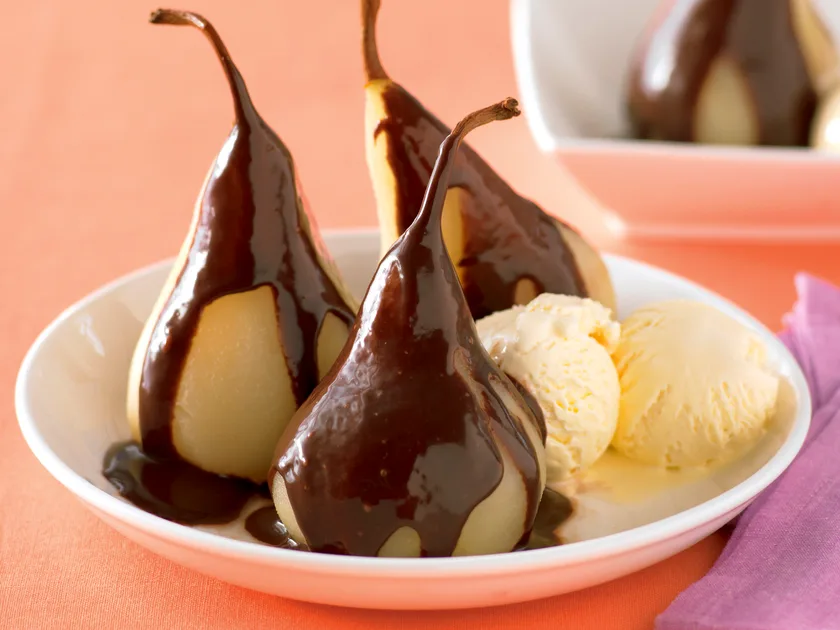 Poached pears with chocolate sauce