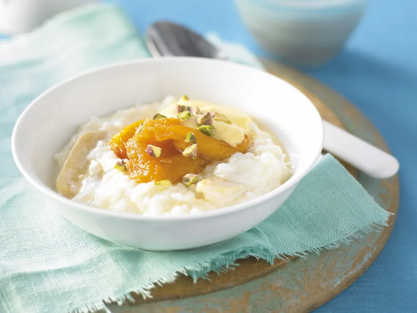Ginger rice pudding with peach compote