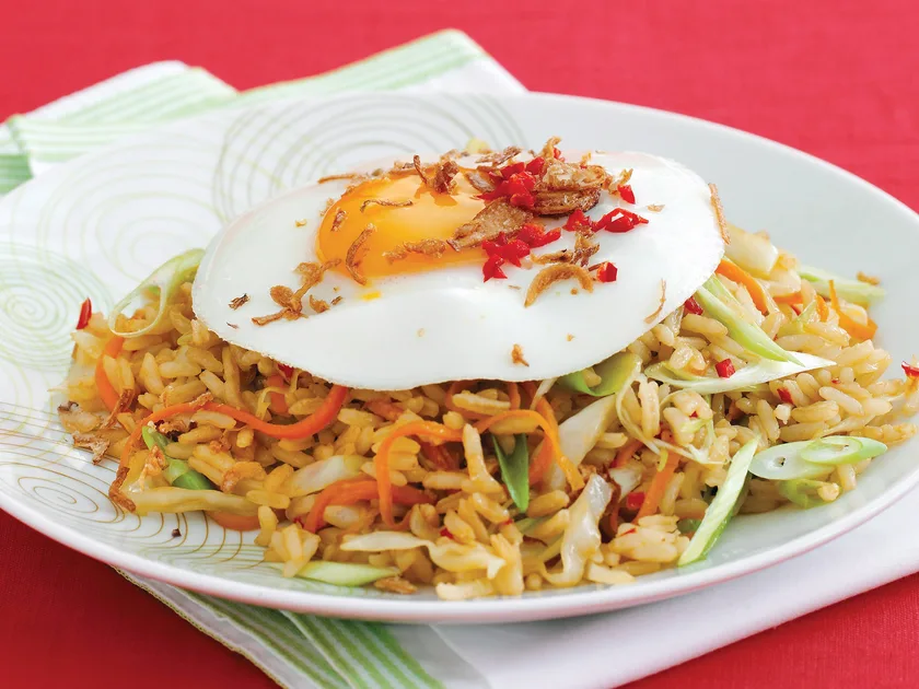 Spicy nasi goreng with fried shallots recipe