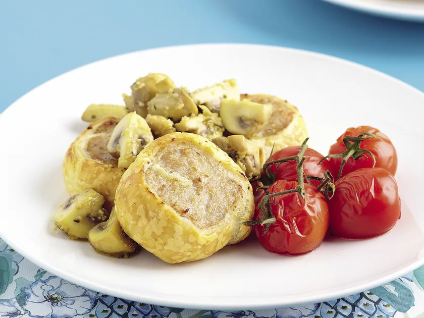 Chicken wellington scrolls