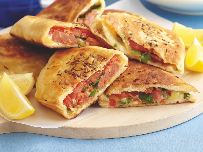 Chorizo calzones