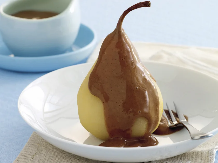 Elegant and delicious poached pears with chocolate sauce recipe