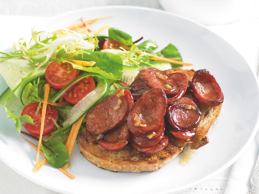 Chorizo toasts