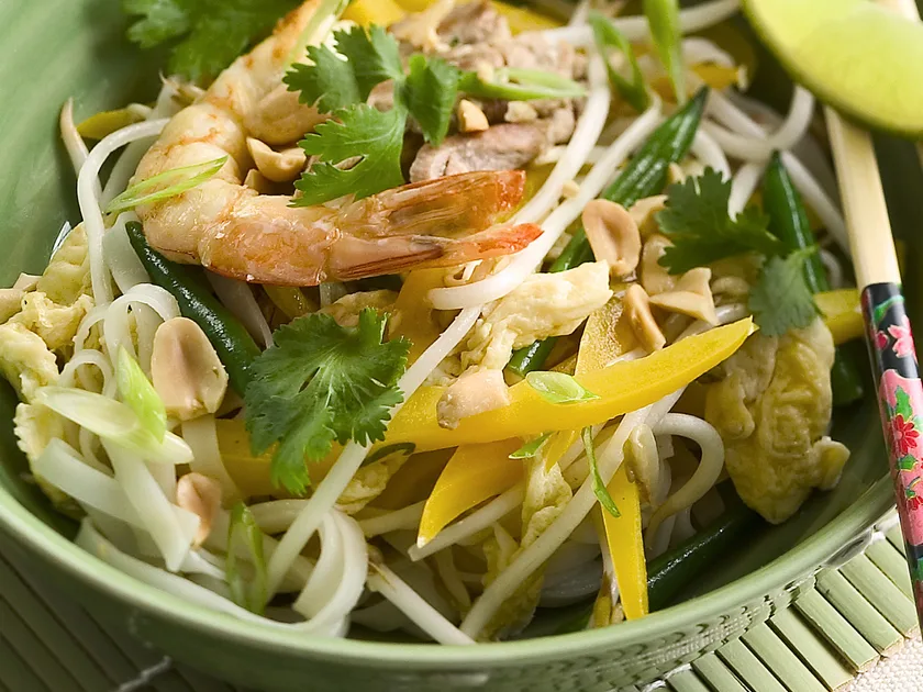 Combination fried noodles