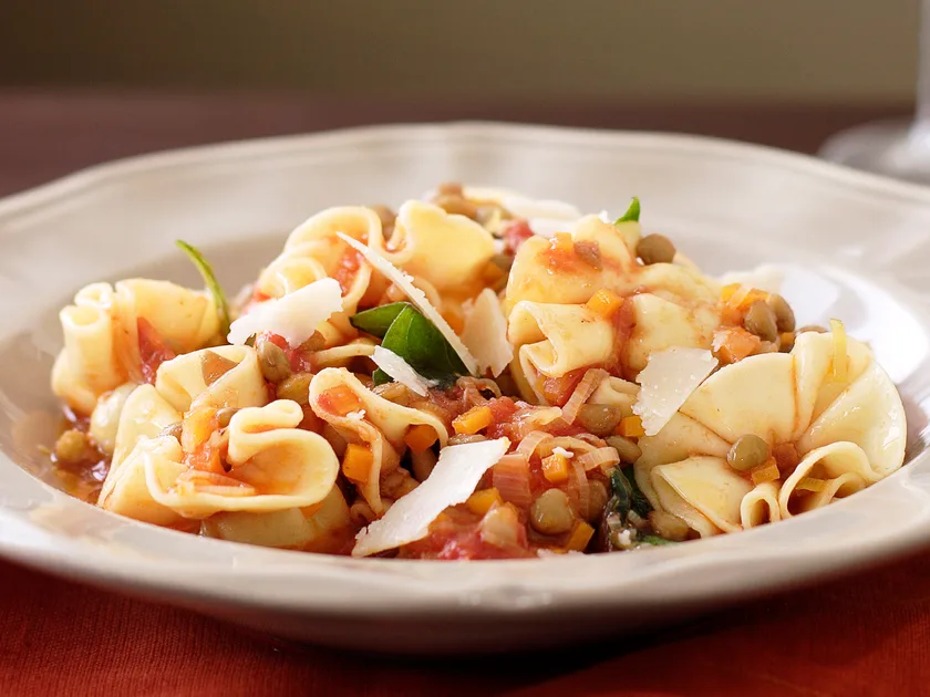 Sacchetti with lentils and carrots