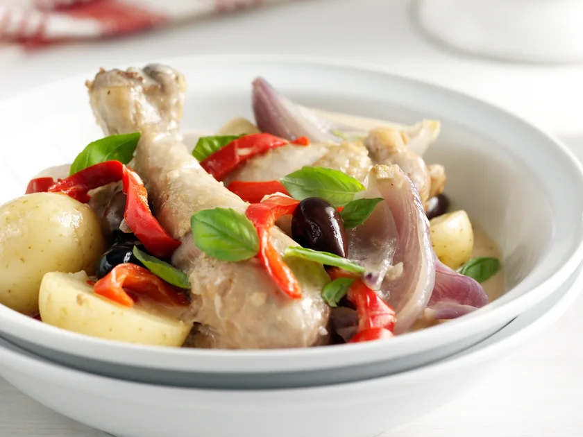 Roman chicken and capsicum stew