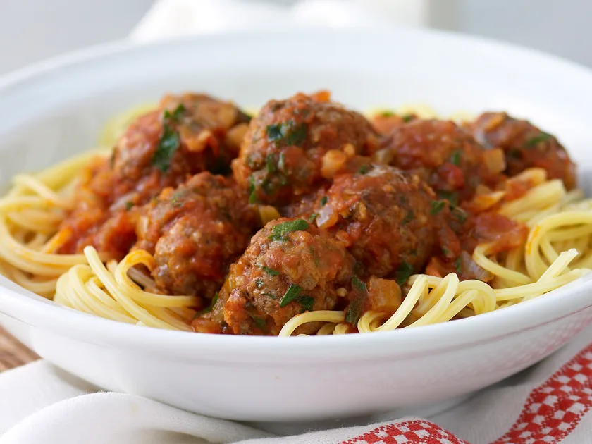 Spaghetti with meatballs