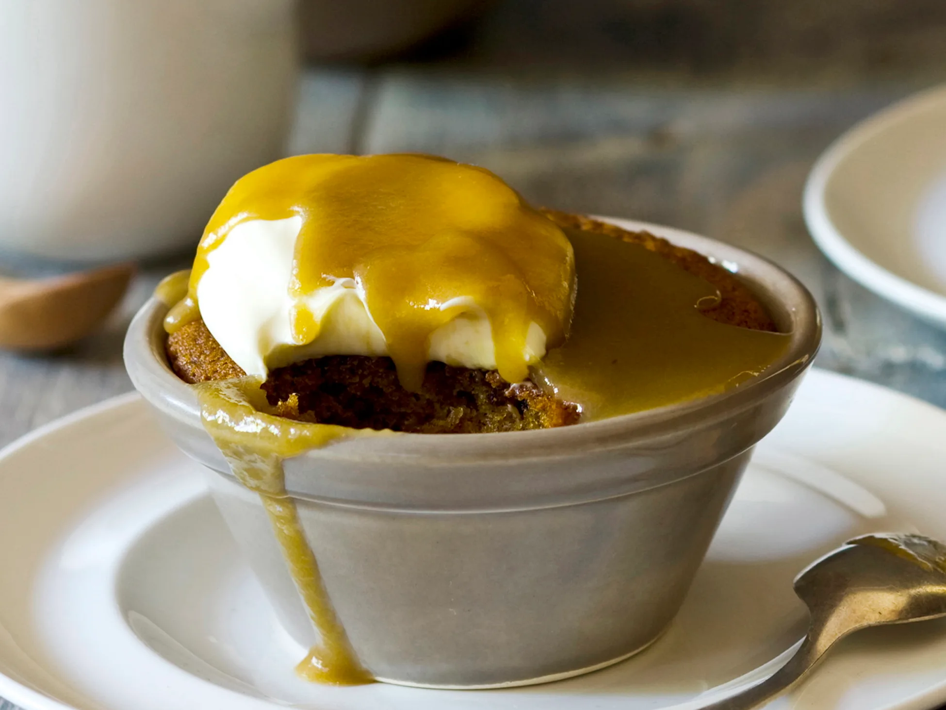 Sticky date puddings with caramel sauce