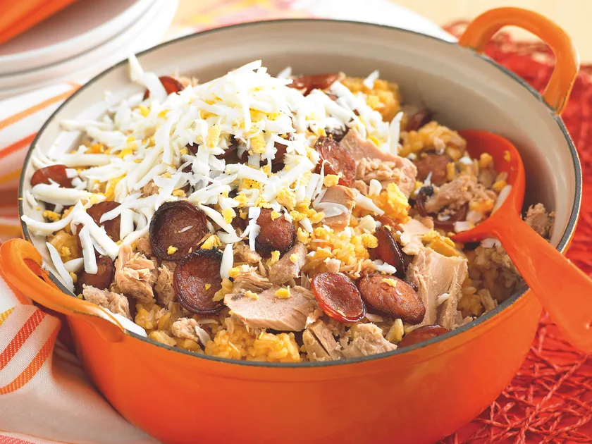 Chorizo and tuna pilaf