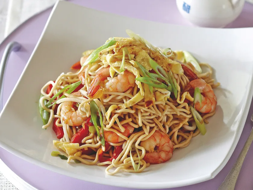 Prawn combination noodles