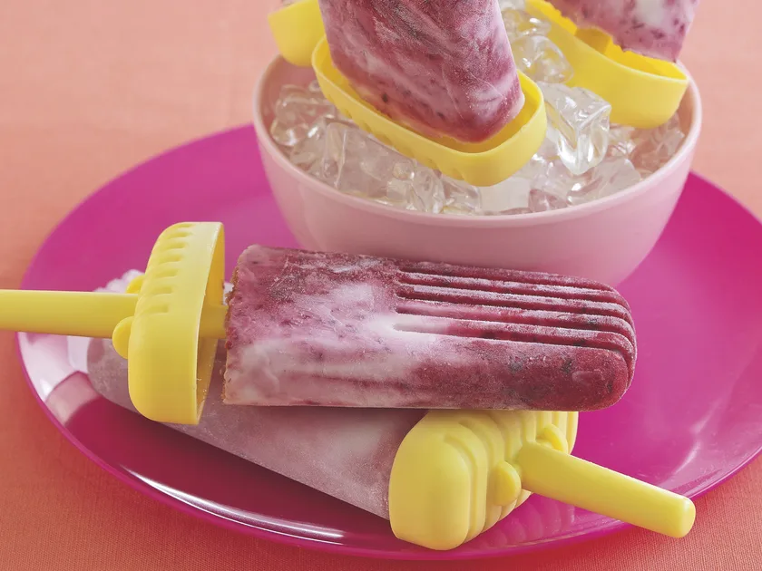 Berry and vanilla yoghurt ripple ice-blocks