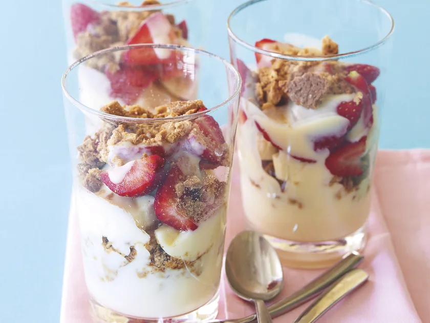 Fruity ginger crunch trifle