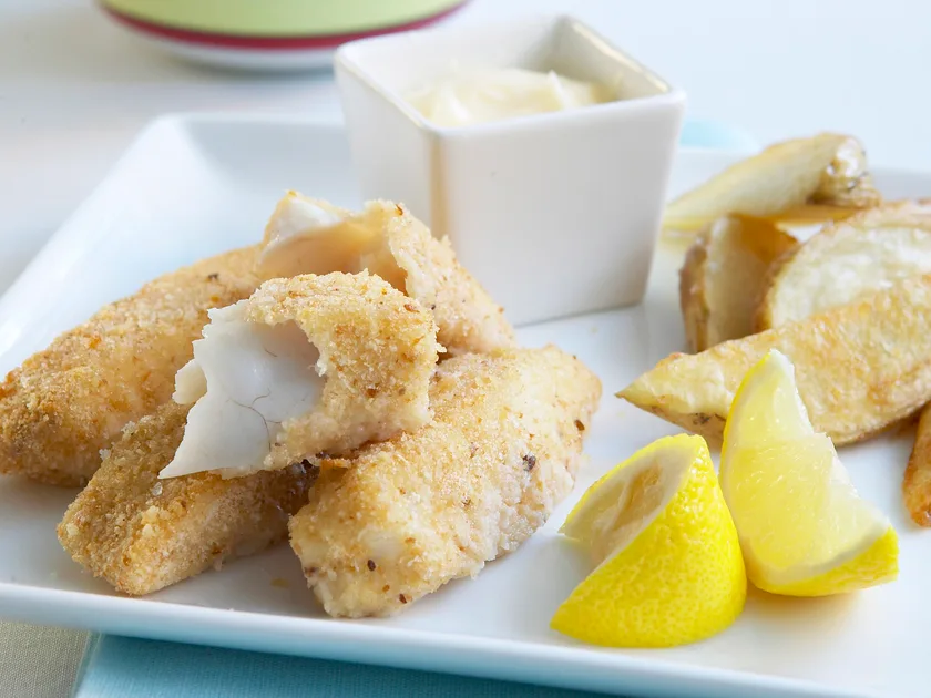 Fish fingers with wedges