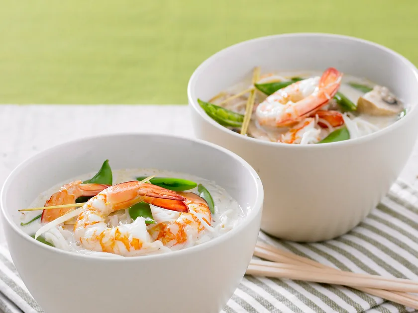 Prawn and rice noodle curry