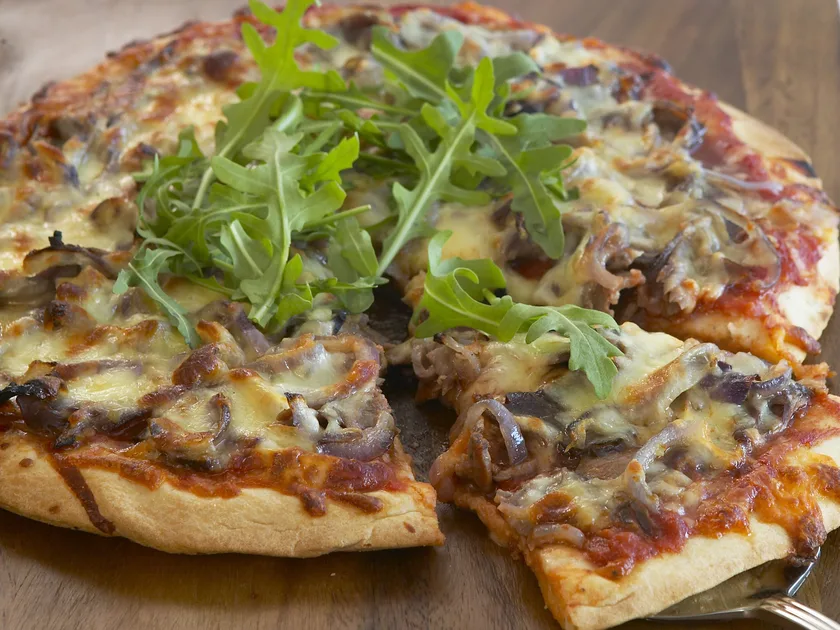 Roast beef pizza