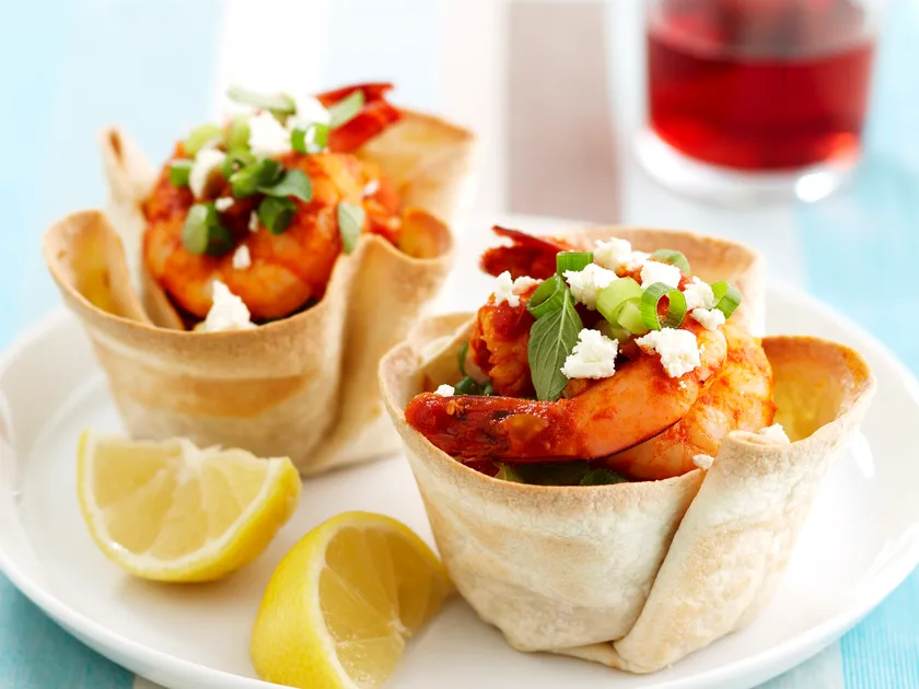 Spicy prawn tortilla baskets