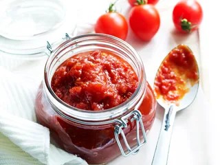 Simple tomato chilli jam recipe