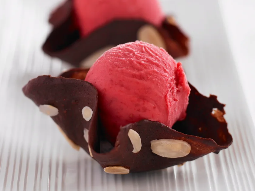 Chocolate baskets with raspberry sorbet