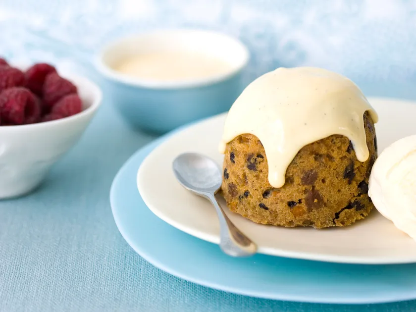 Steamed plum puddings with vanilla custard