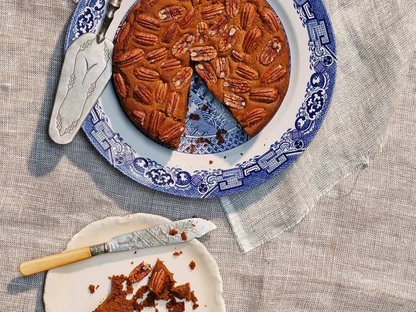 Spiced ginger date cake