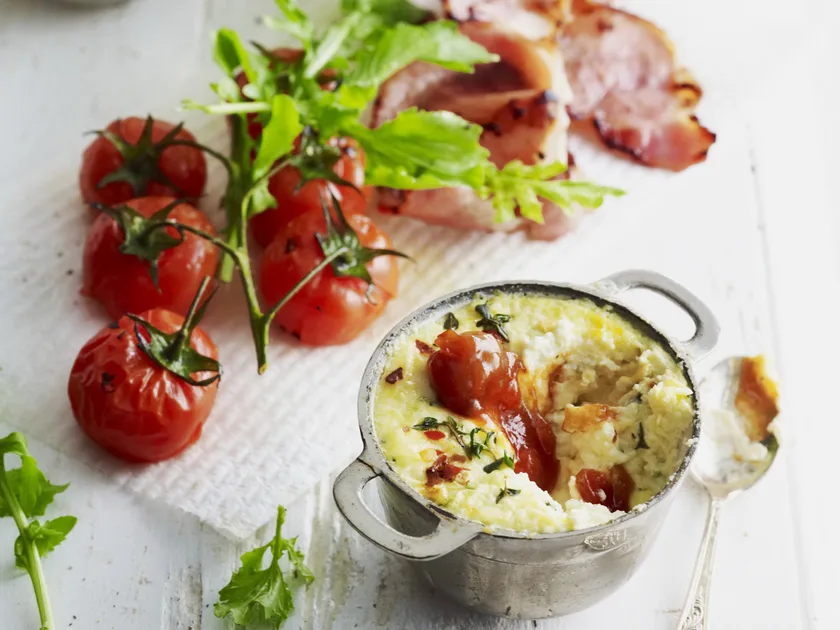 Baked ricotta with truss tomatoes, bacon and rocket