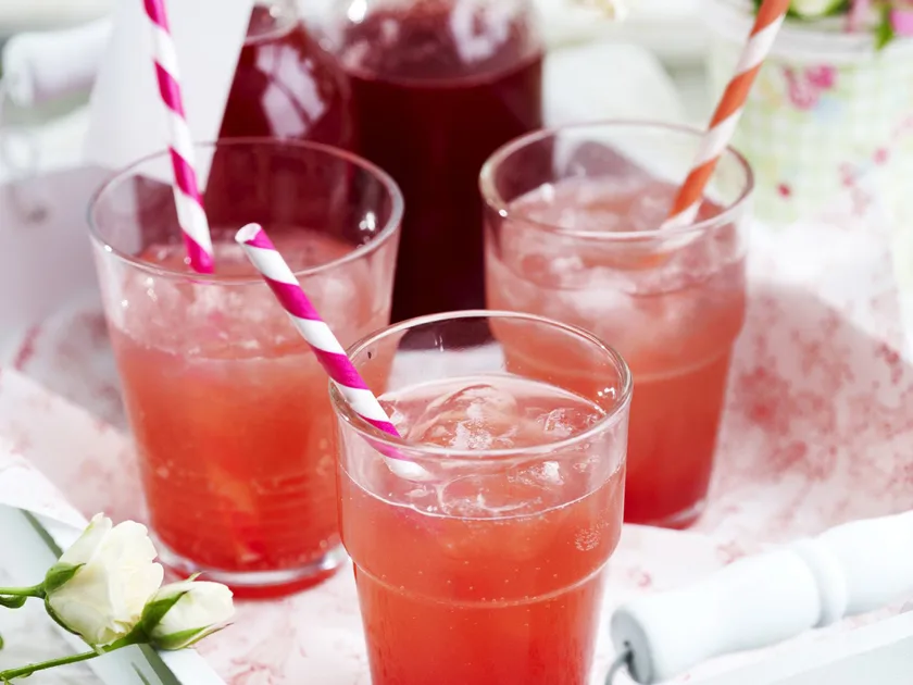 Peach and raspberry cordial