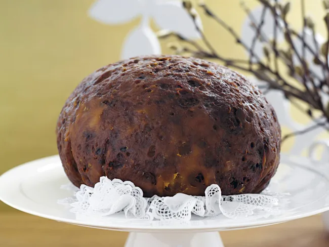 Classic boiled christmas pudding