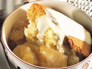Light and fluffy apple sponge recipe
