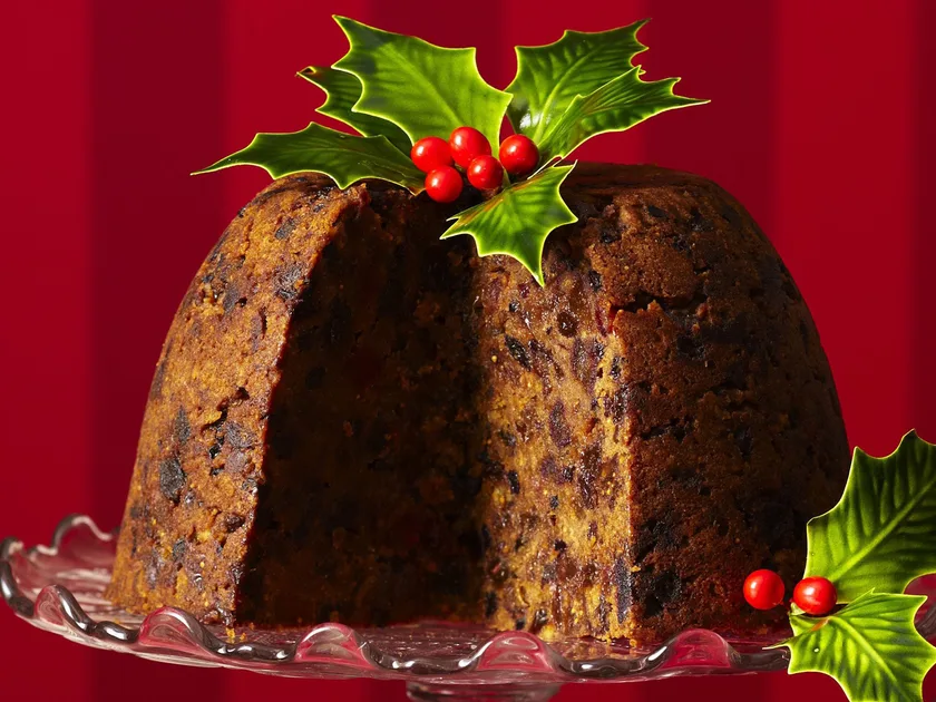 Classic steamed christmas pudding