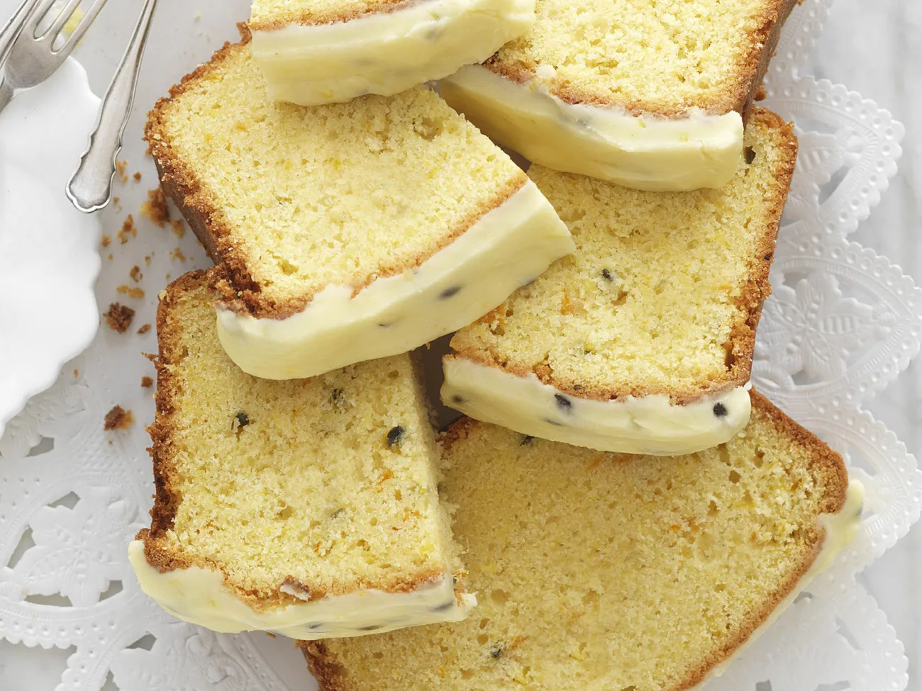 Orange and passionfruit cake with passionfruit icing