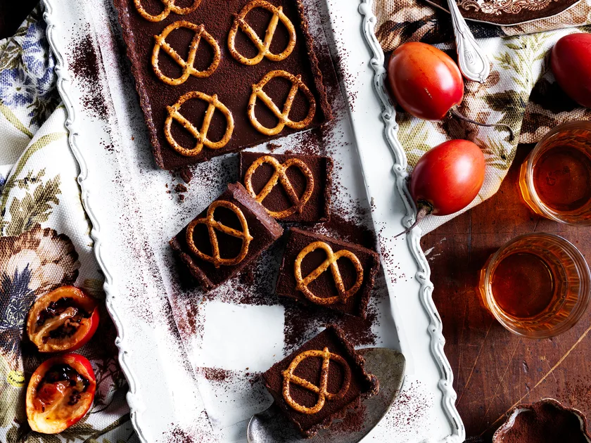 Chocolate and pretzel tart