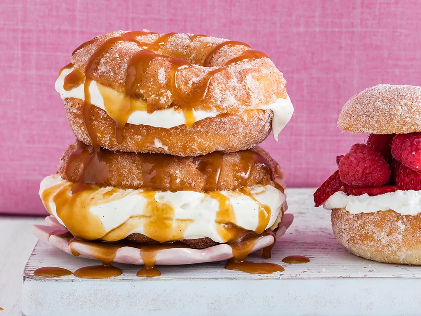 Deep-fried caramel cream doughnuts