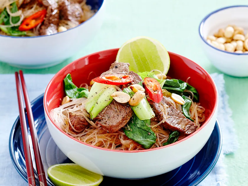 Lemon grass beef, rice noodle and peanut salad