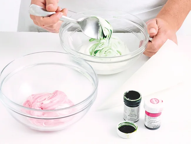 How to make basic icing