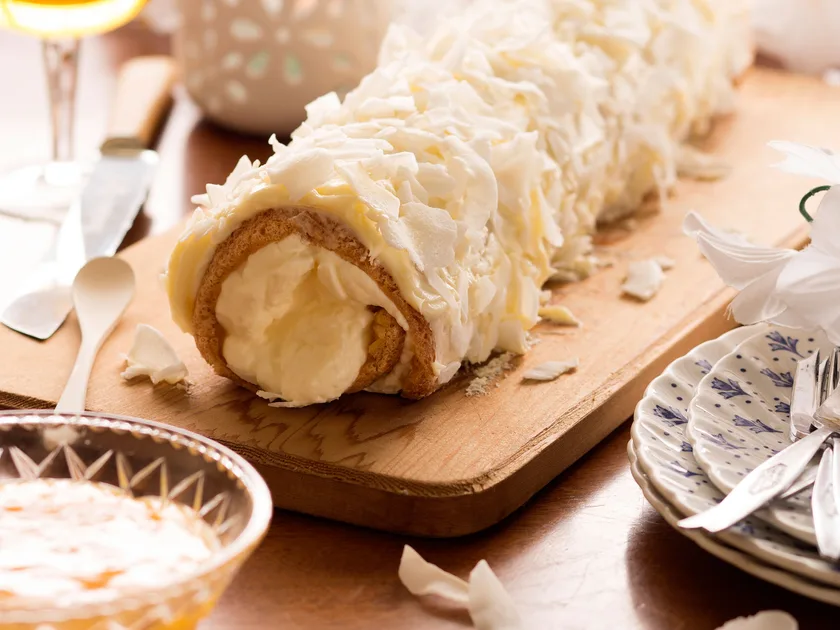 Lemon curd & coconut log