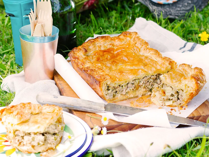 Sausage pie