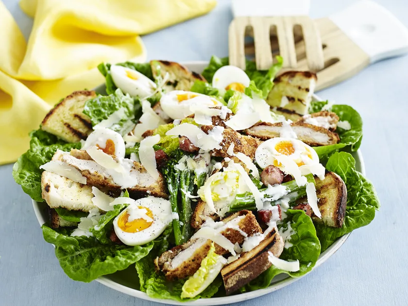 Chicken & cos caesar salad